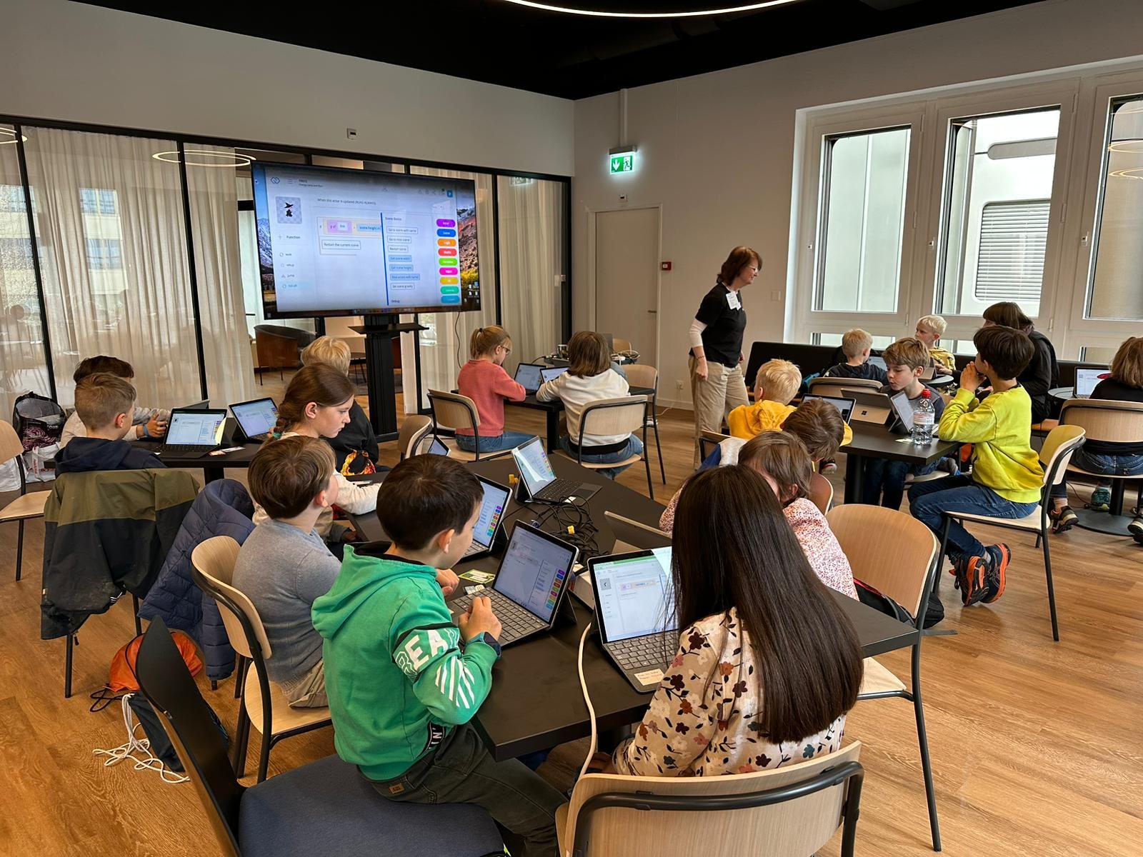 Spielend und mit viel Kreativität Coden lernen – ein Bericht zum ersten ...