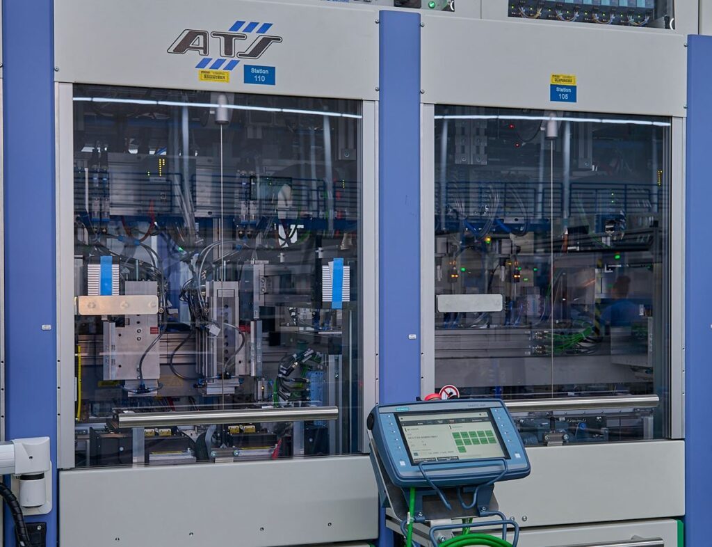 Increasing efficiency in production and ensuring employee flexibility ...