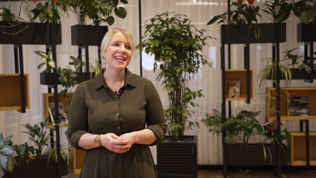 Digital Pharma Revolution with Susan Faust by Yves Ecker on Siemens Blog