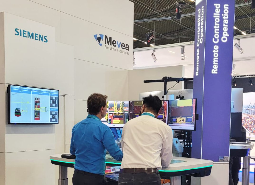 Discover Siemens cranes and terminal automation at Portlantis by Gisele ...